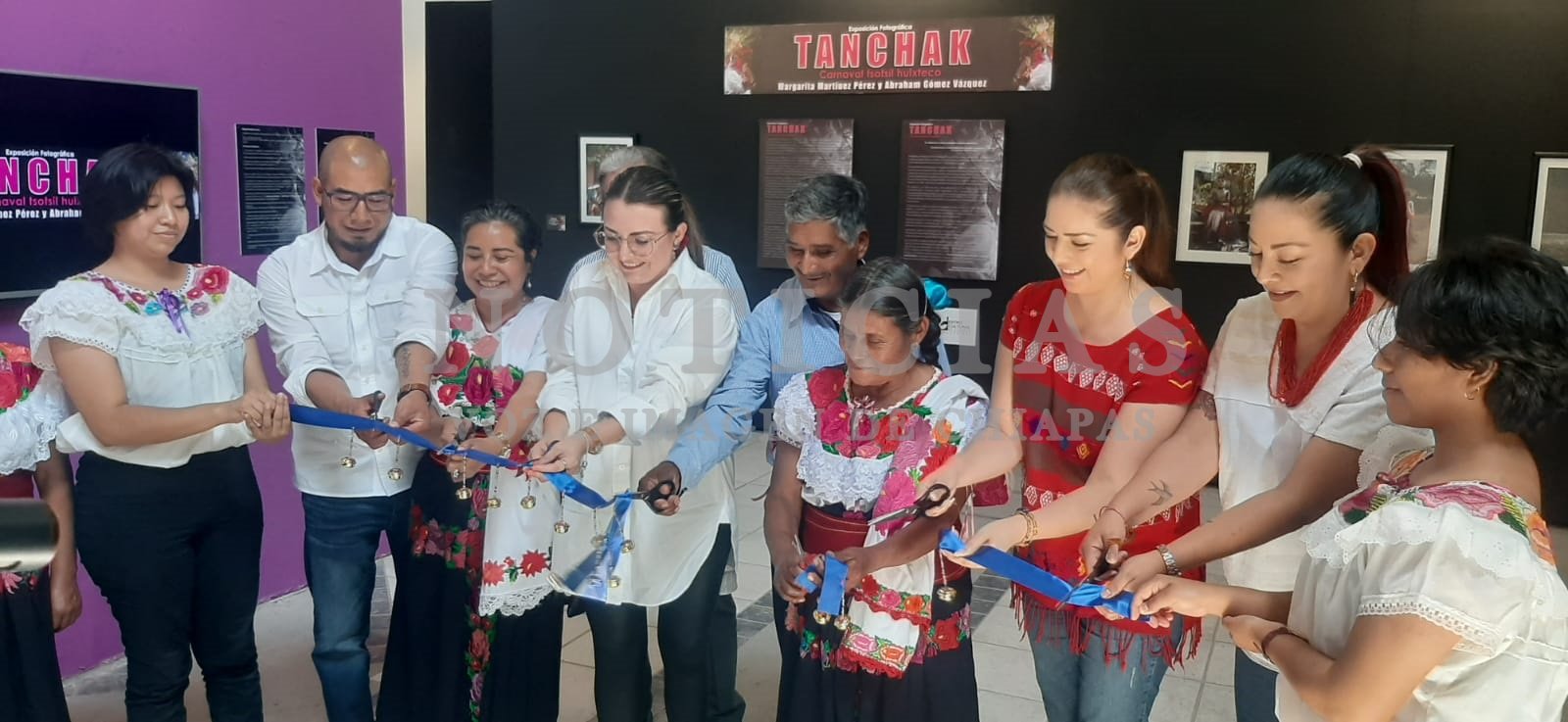 Inauguran exposición fotográficaTanchak: Carnaval de Huixtán - Noticias ...