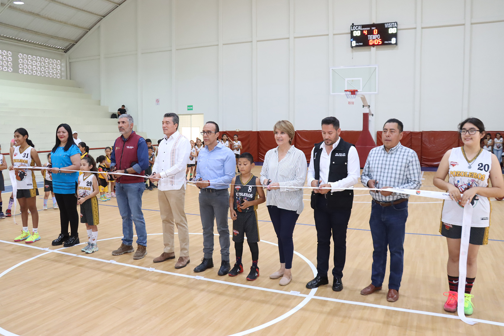Inauguran reconstrucción del Auditorio René Solís Gamboa en Suchiapa ...