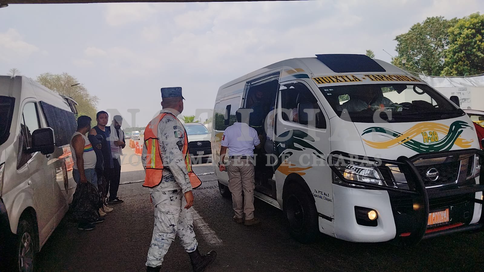 Retenes migratorios para impedir tránsito para migrantes - Noticias Voz ...