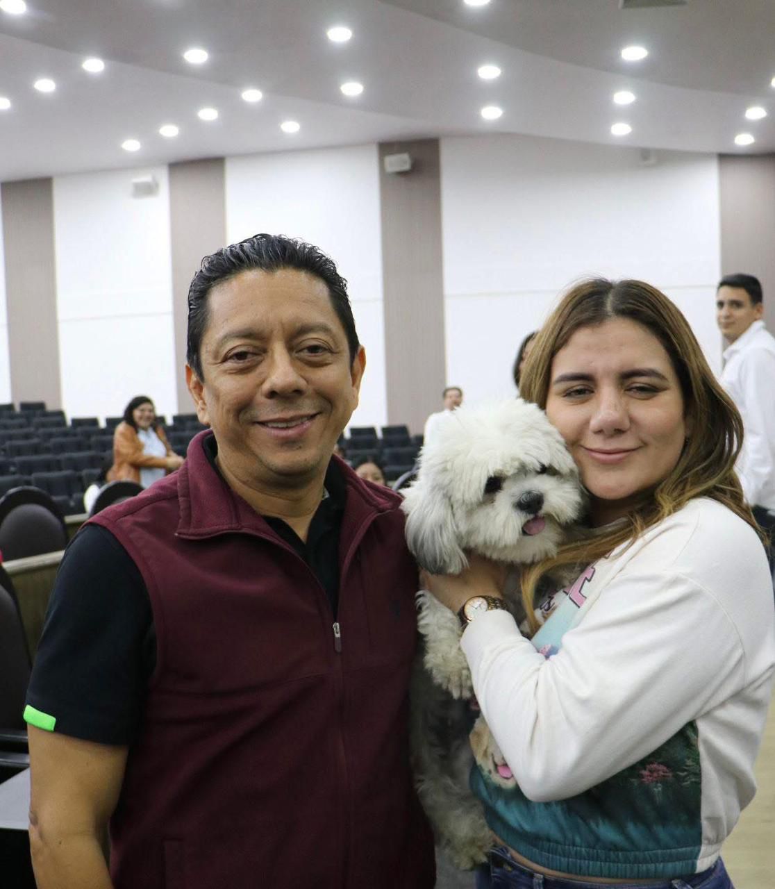 Votamos a favor del bienestar animal: Llaven Abarca - Noticias Voz e ...