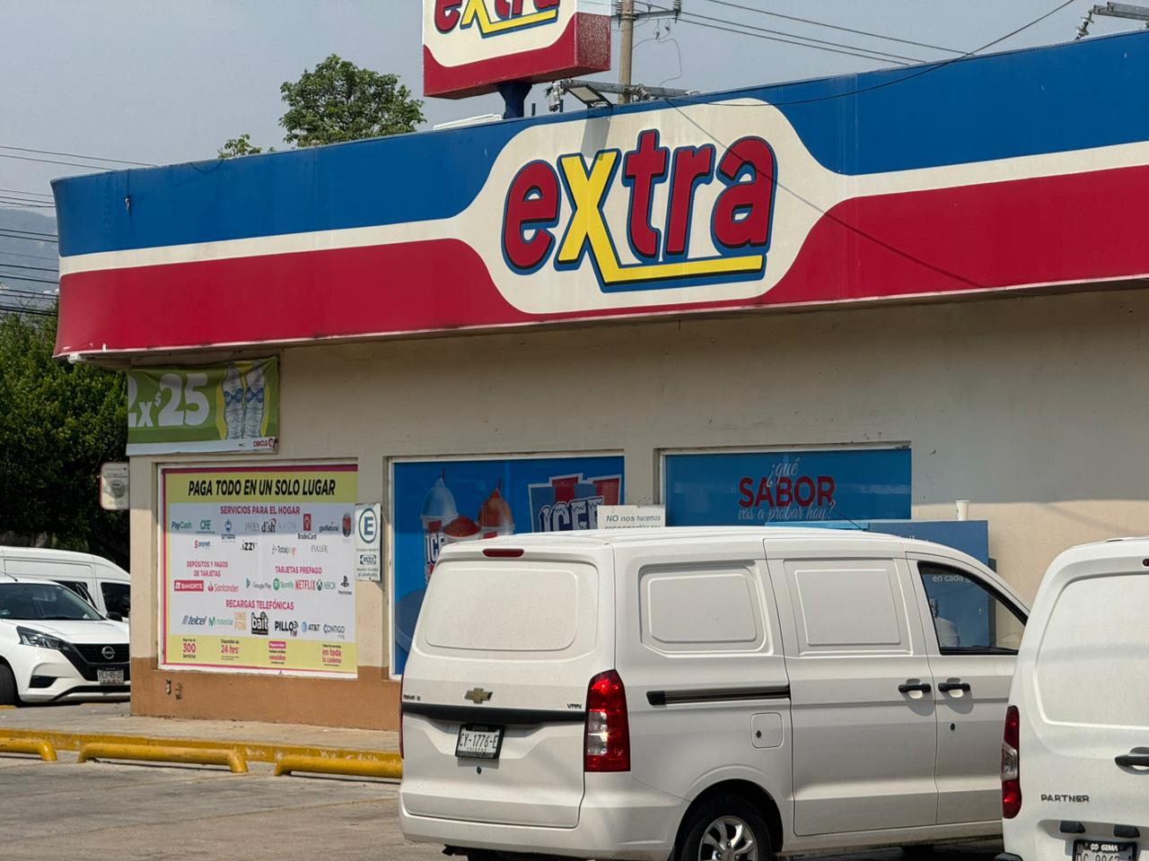 Vacían tienda Extra - Noticias Voz e Imagen de Chiapas